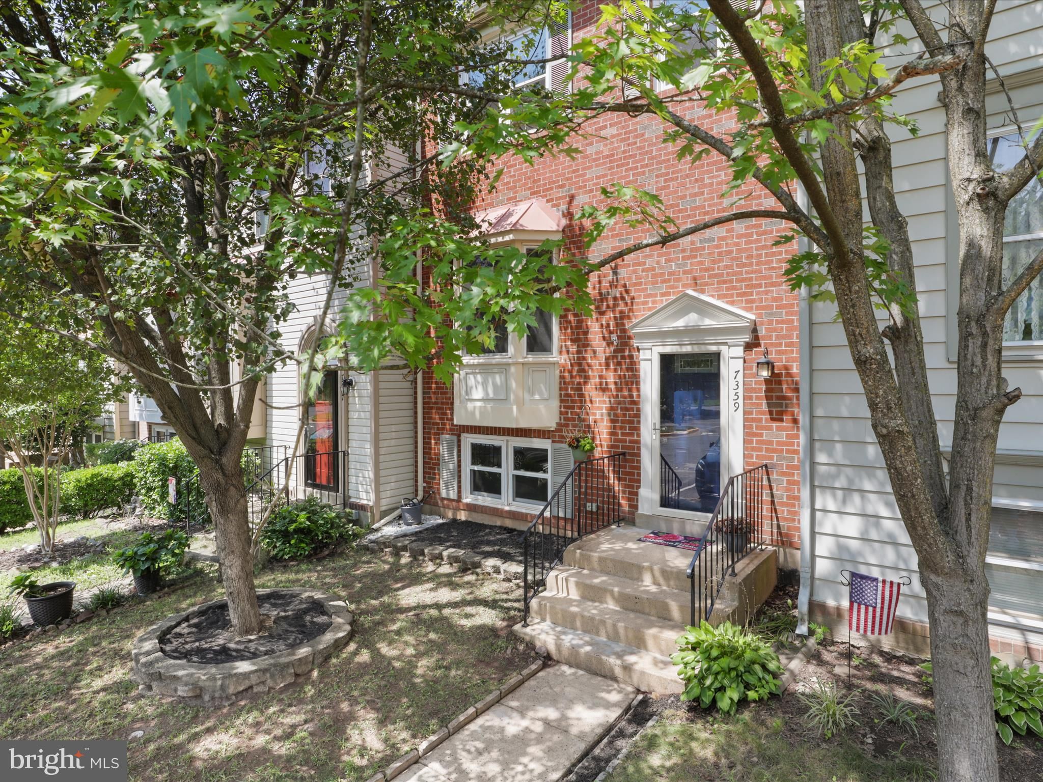 7359 Saint Thomas Loop, Manassas, VA 20109 - See Est. Value, Schools & More