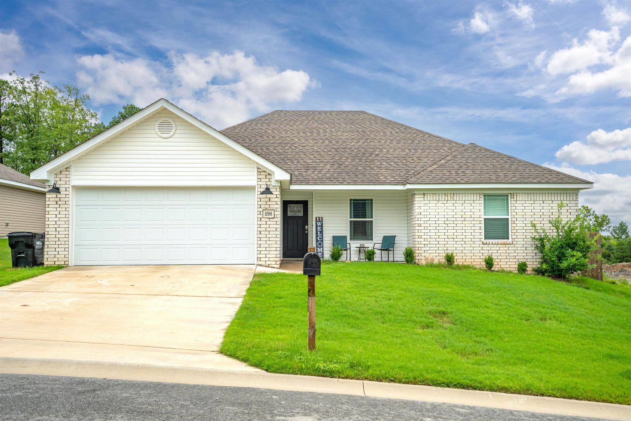 1088 Heritage Way, Benton, AR 72019 - See Est. Value, Schools & More