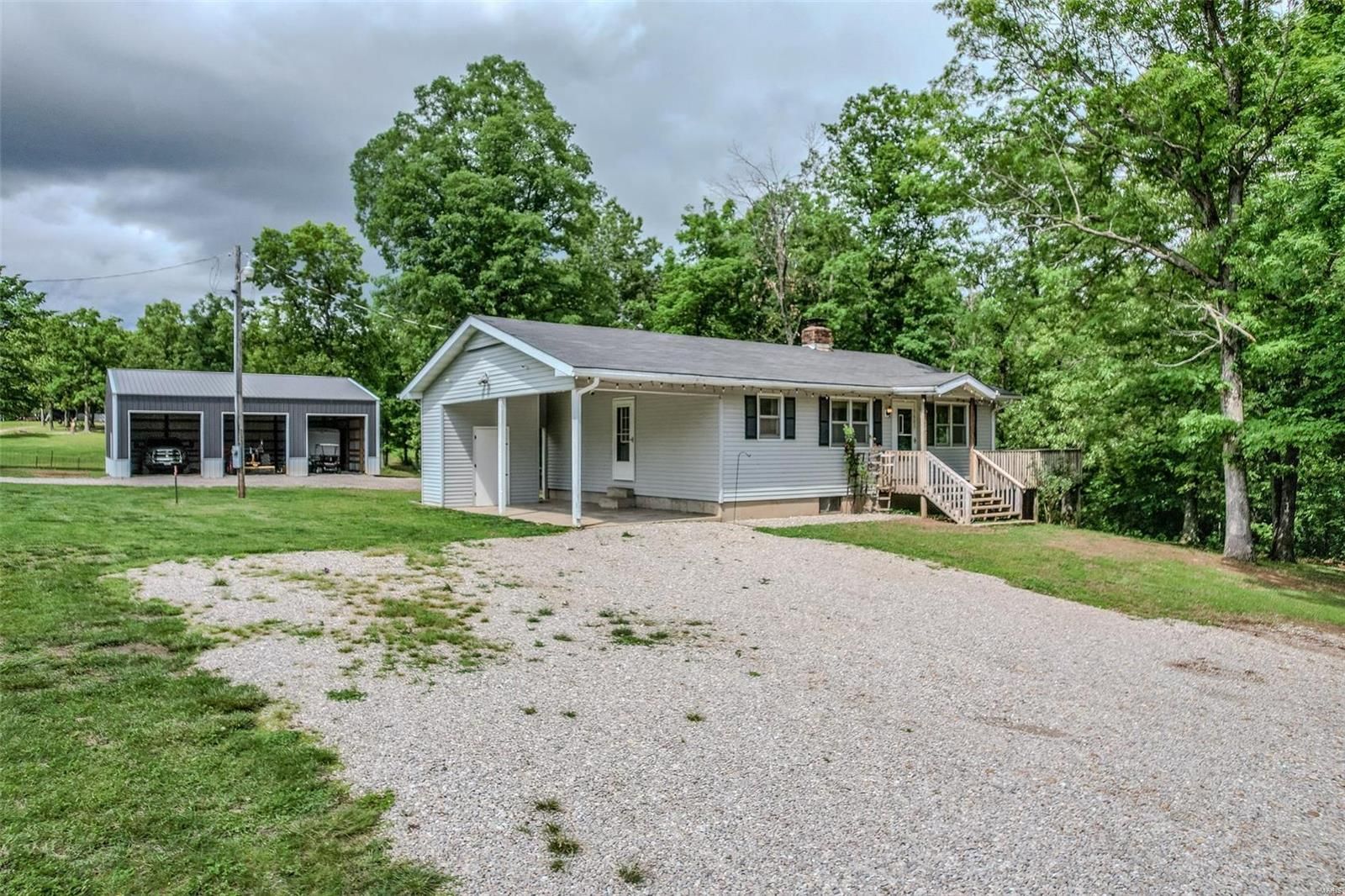 19603 Crabapple Rd, Lebanon, MO 65536 - See Est. Value, Schools & More