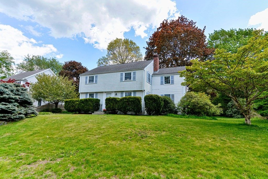 51 Boulder Brook Rd, Wellesley, MA 02481 - See Est. Value, Schools & More