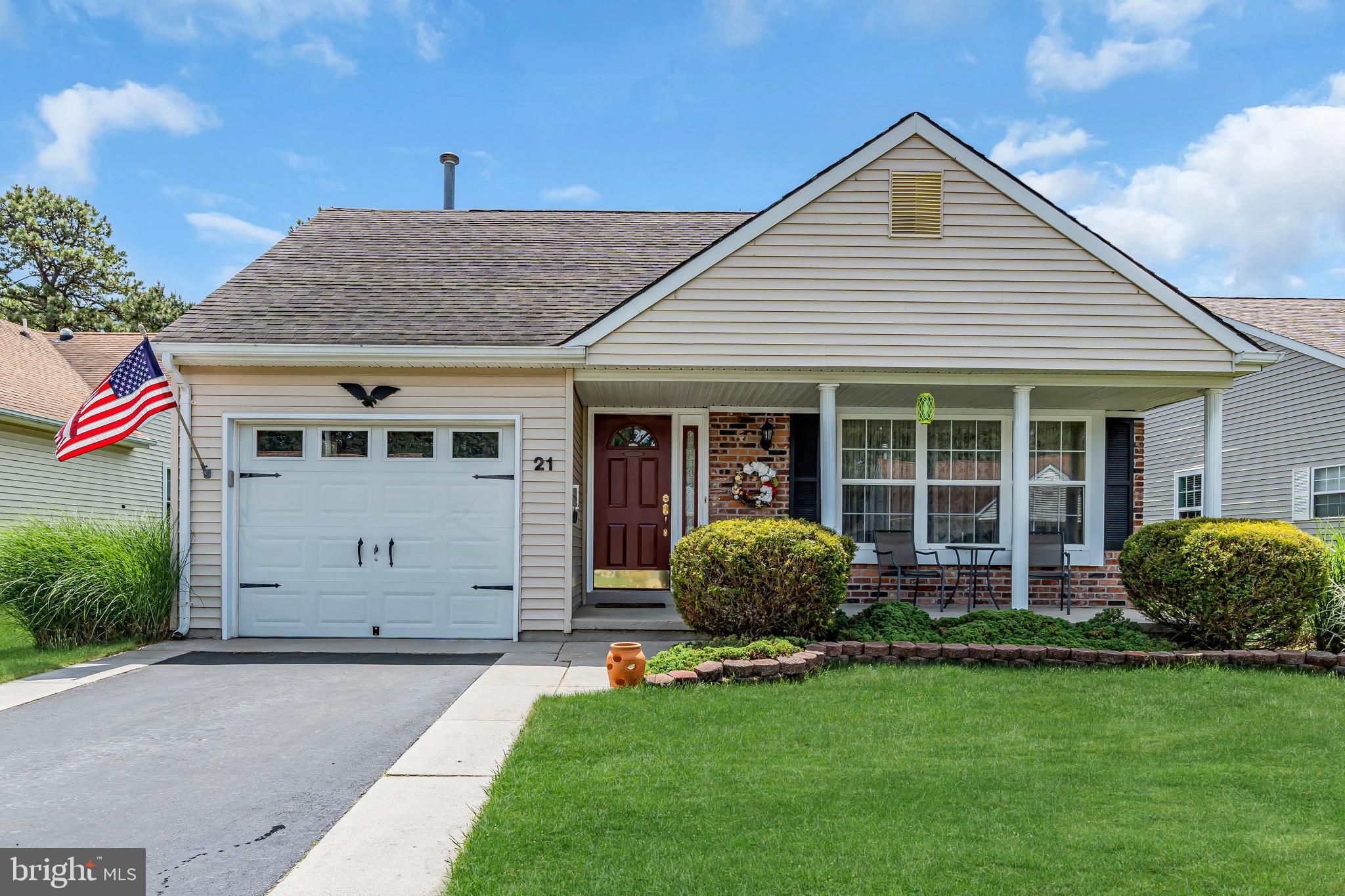 21 Prado Ct, Toms River, NJ 08757 - See Est. Value, Schools & More