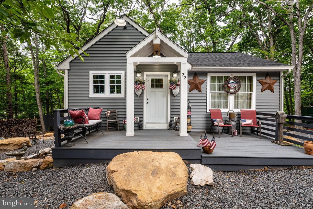 33 Runaway Ln, New Market, VA 22844 - See Est. Value, Schools & More