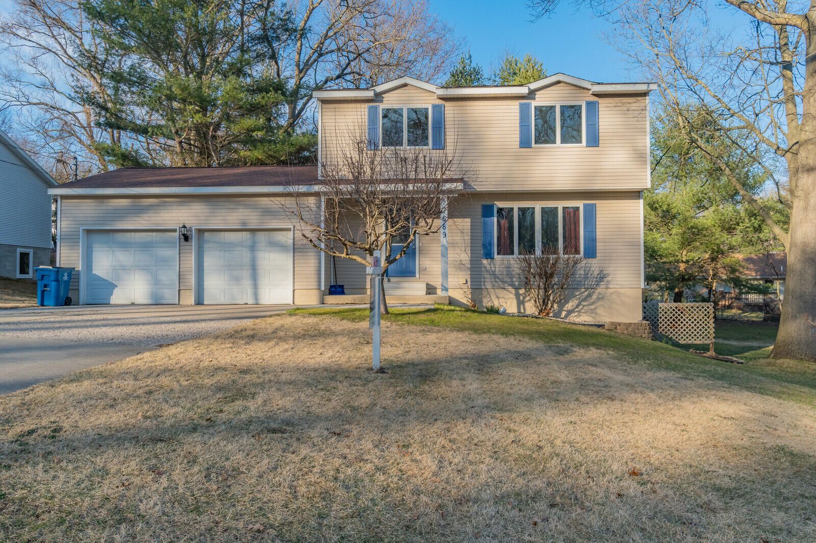 17689 Allen Ave, Spring Lake, MI 49456 - See Est. Value, Schools & More