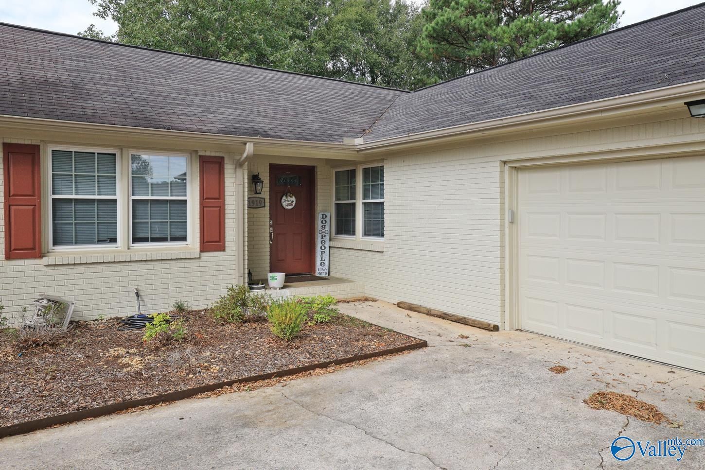 1919 Manchester Ave SW, Decatur, AL 35603 - See Est. Value, Schools & More