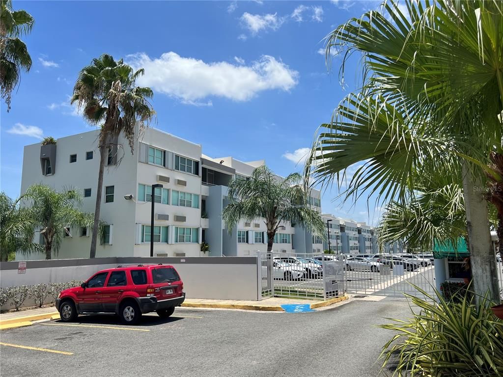 Almendra #2205, Bayamon, PR 00956 - See Est. Value, Schools & More