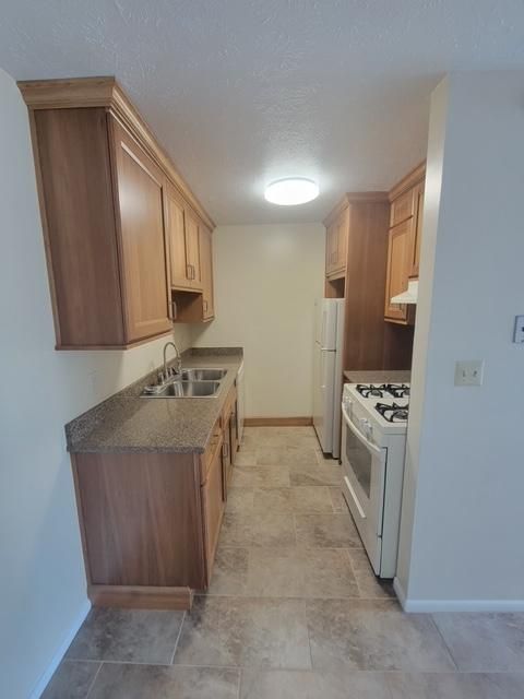 99 Todd Ave #C3, Hermitage, PA 16148 | Trulia