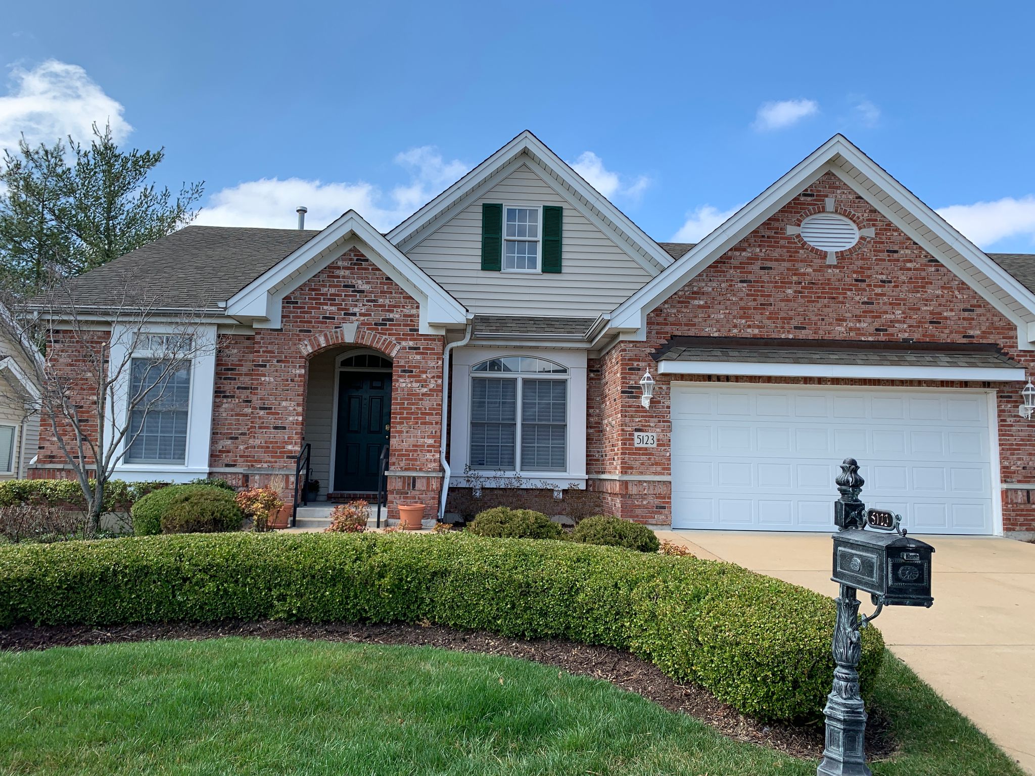 5123 Butler Hill Ct, Saint Louis, MO 63128 - See Est. Value, Schools & More