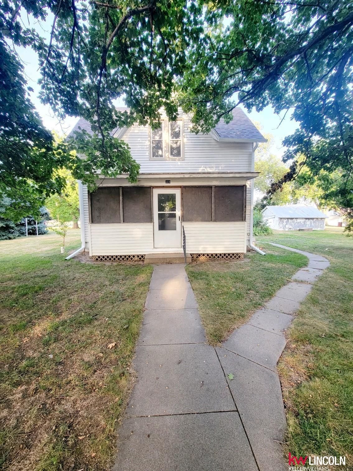 304 Lovena Ave, Benedict, NE 68316 - See Est. Value, Schools & More