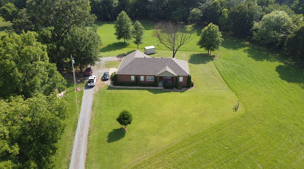 15702 Railroad St E, Roland, AR 72135 - See Est. Value, Schools & More