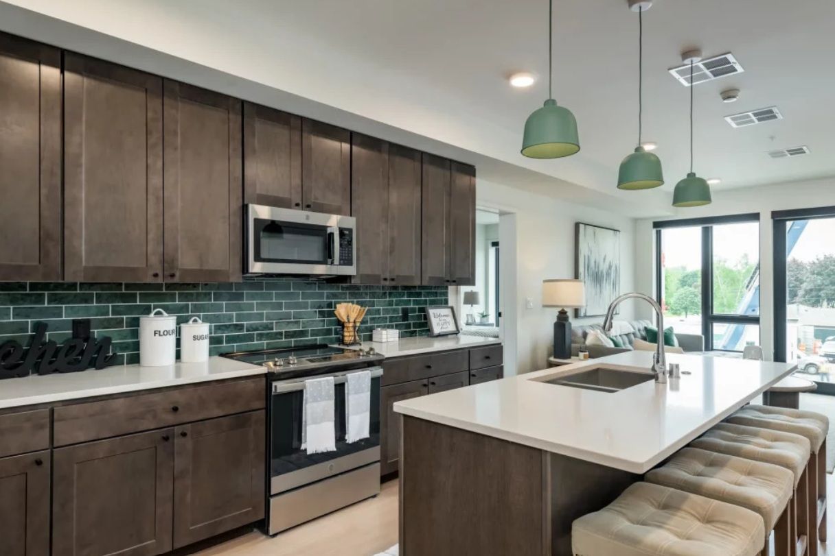 1162 Brookwood Dr #603, Green Bay, WI 54304 - See Est. Value, Schools ...