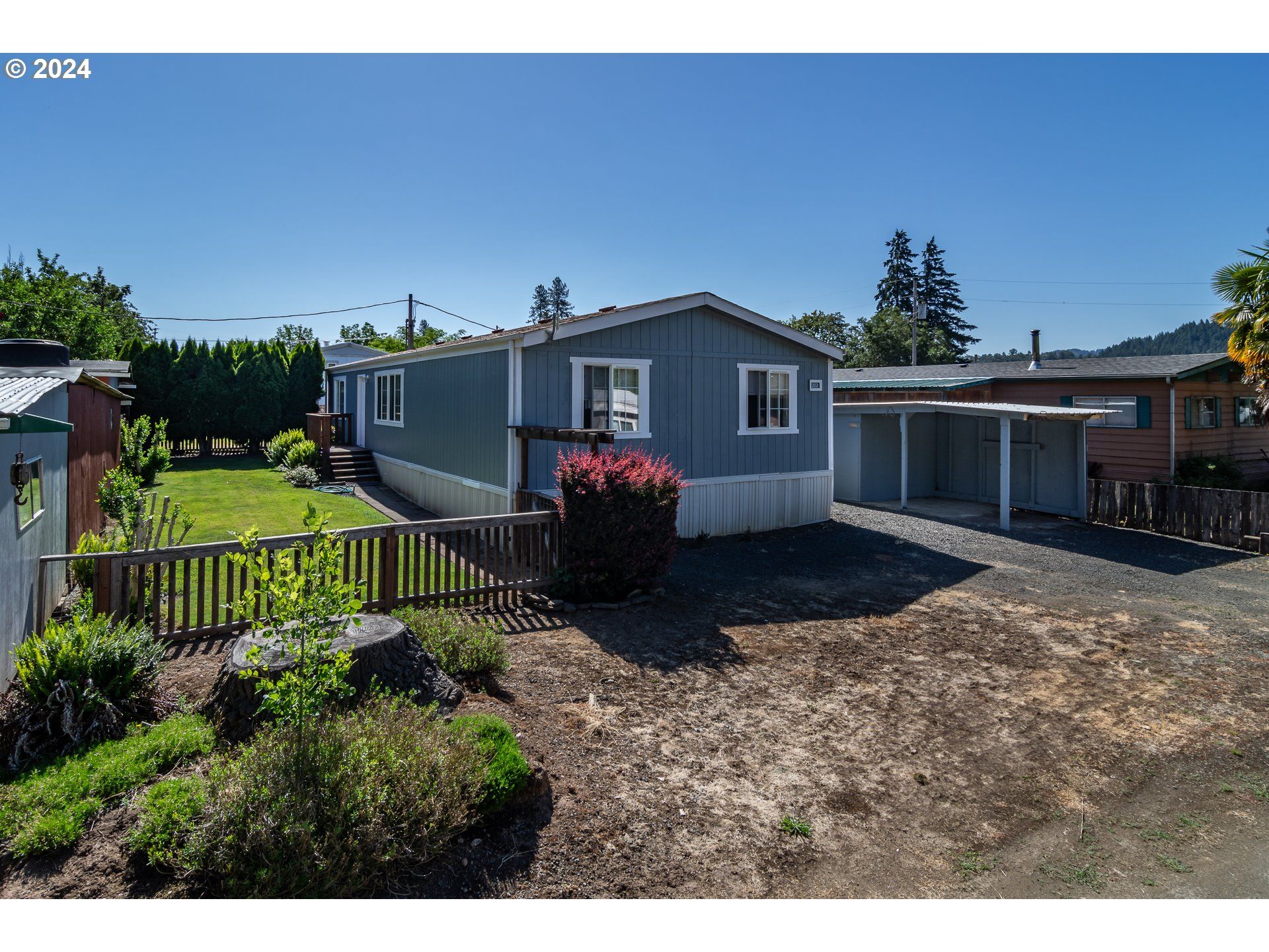 282 Horseshoe Ln, Tenmile, OR 97481 - See Est. Value, Schools & More