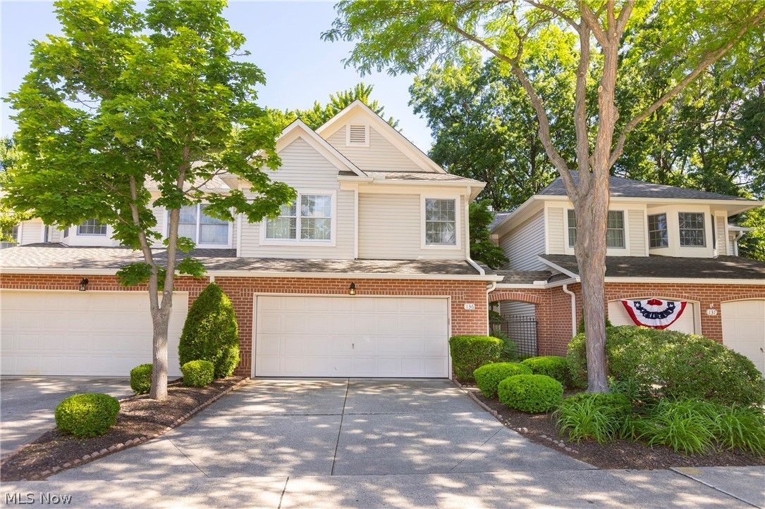401 Bounty Way #136, Avon Lake, OH 44012 - See Est. Value, Schools & More