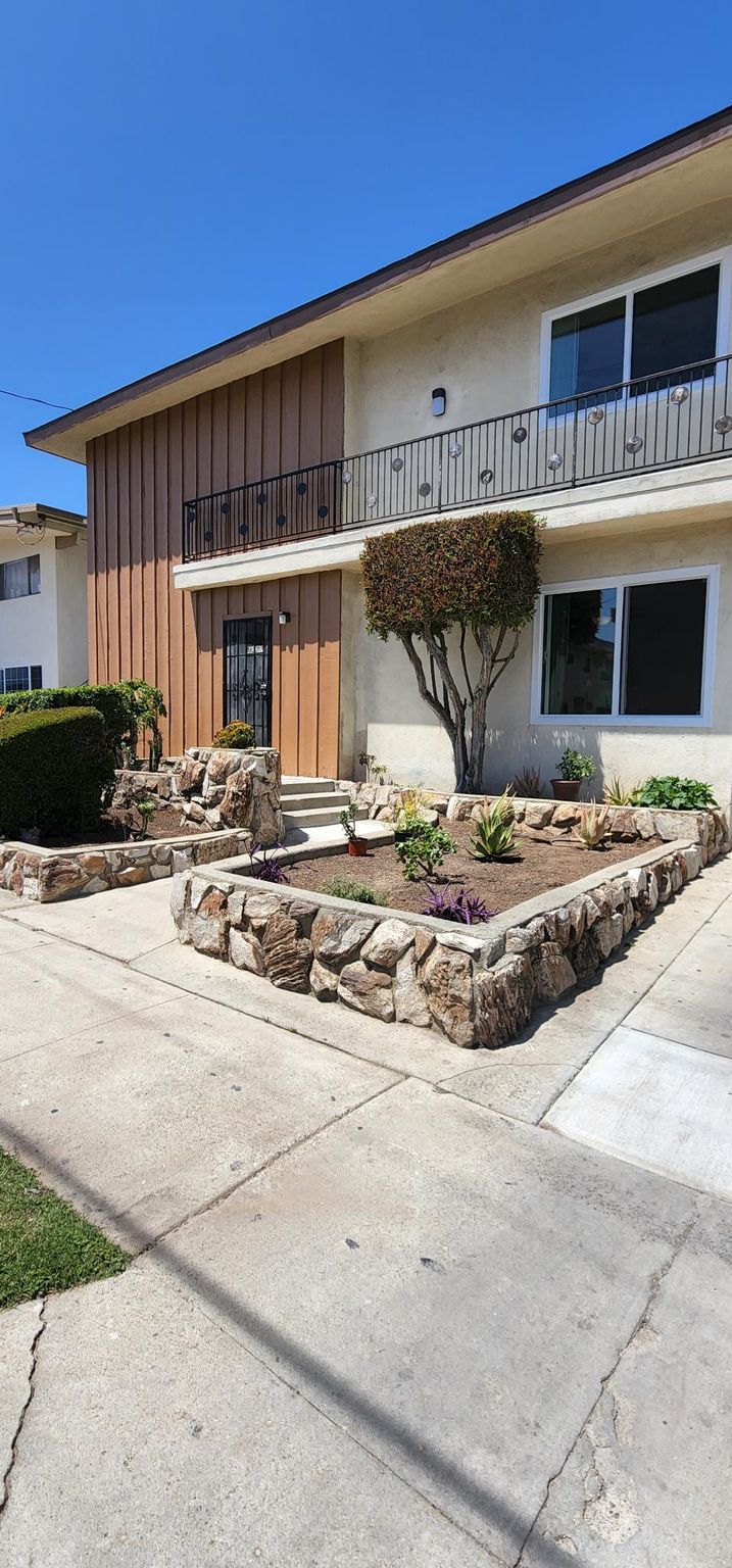 4377 W 134th St #A, Hawthorne, CA 90250 - See Est. Value, Schools & More