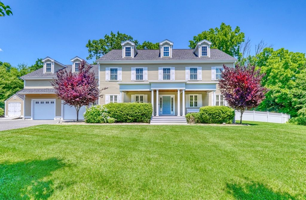 3 Berkeley Dr, Walpole, MA 02081 - See Est. Value, Schools & More