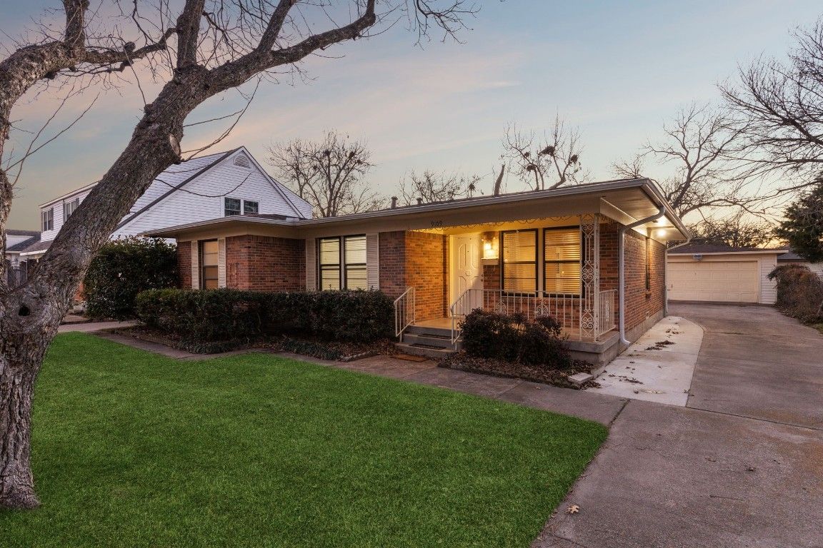 9109 Piper Ln, Dallas, TX 75228 - See Est. Value, Schools & More