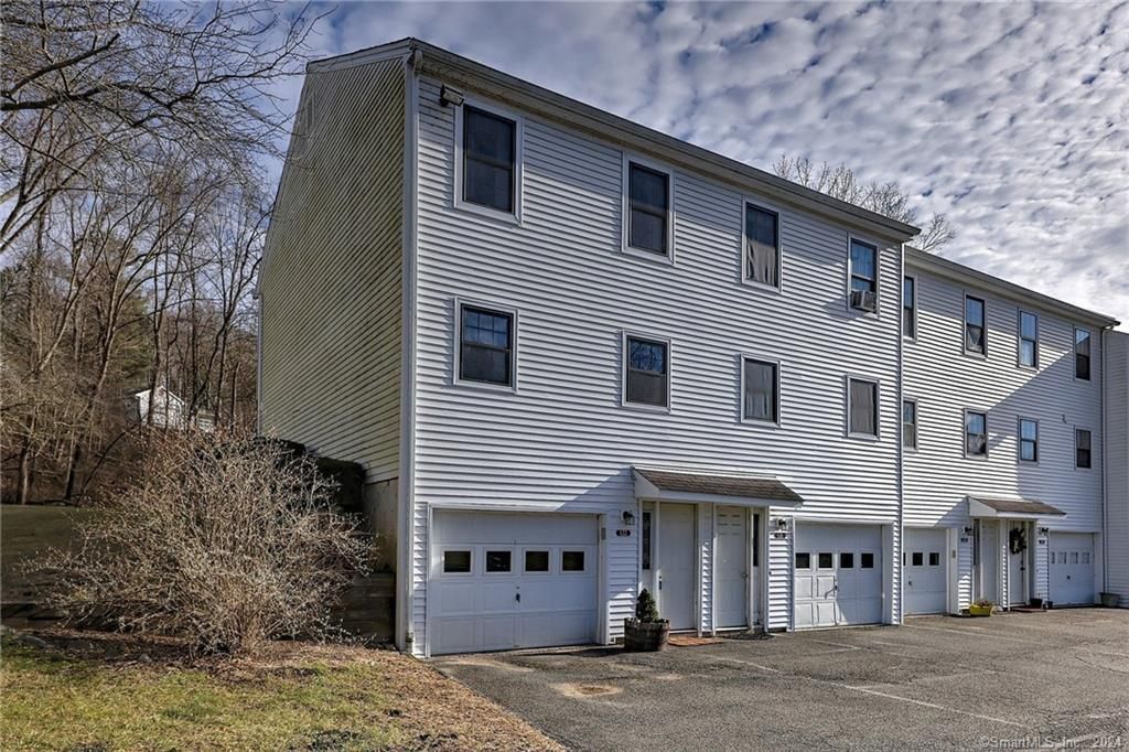 122 Aspetuck Village #122, New Milford, CT 06776 - See Est. Value ...