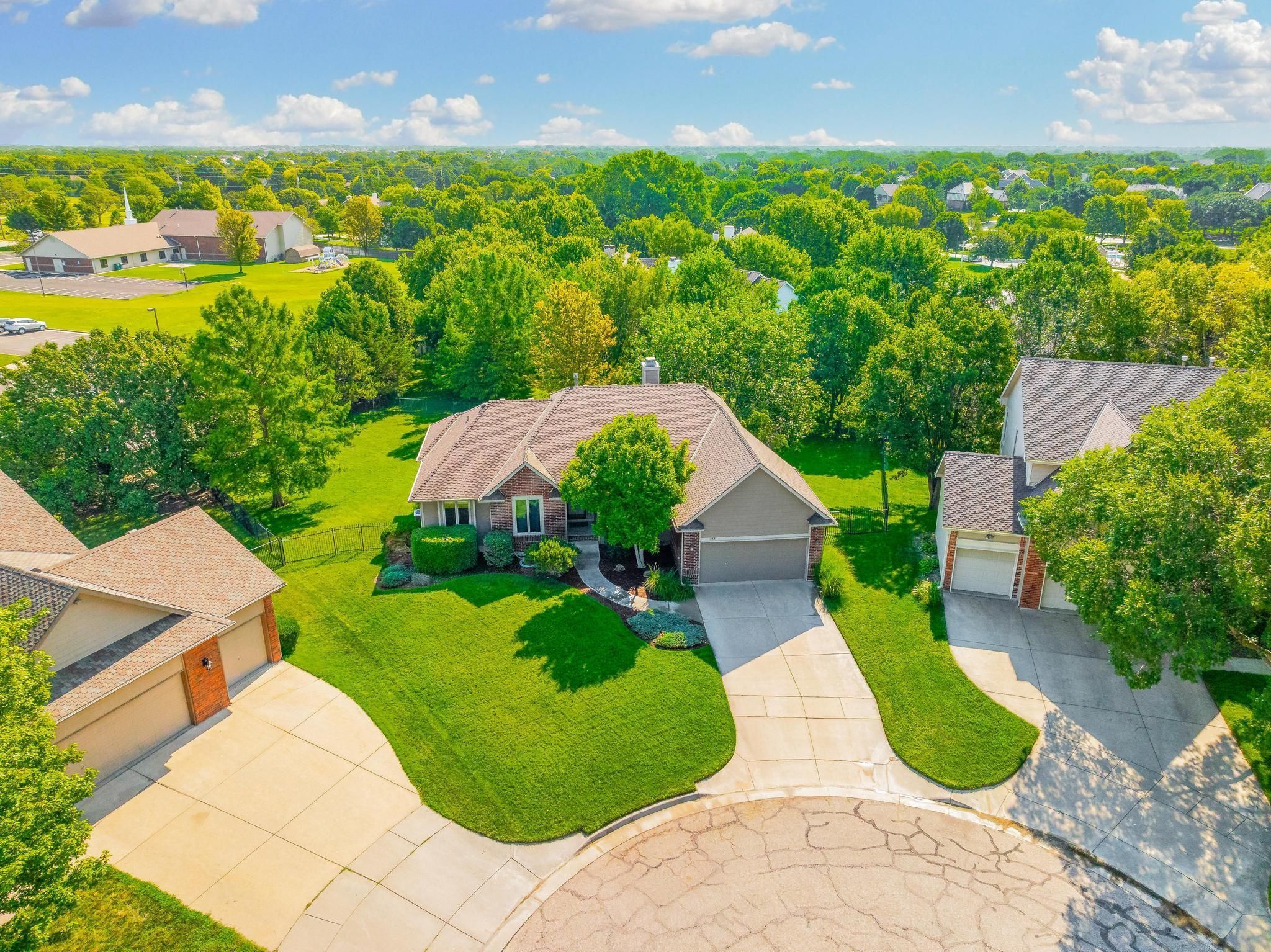 1255 N Bracken Ct, Wichita, KS 67206 - See Est. Value, Schools & More