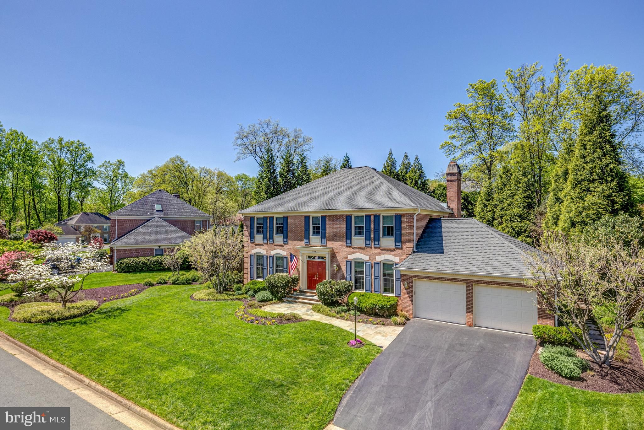 7628 Huntmaster Ln, Mc Lean, VA 22102 - See Est. Value, Schools & More