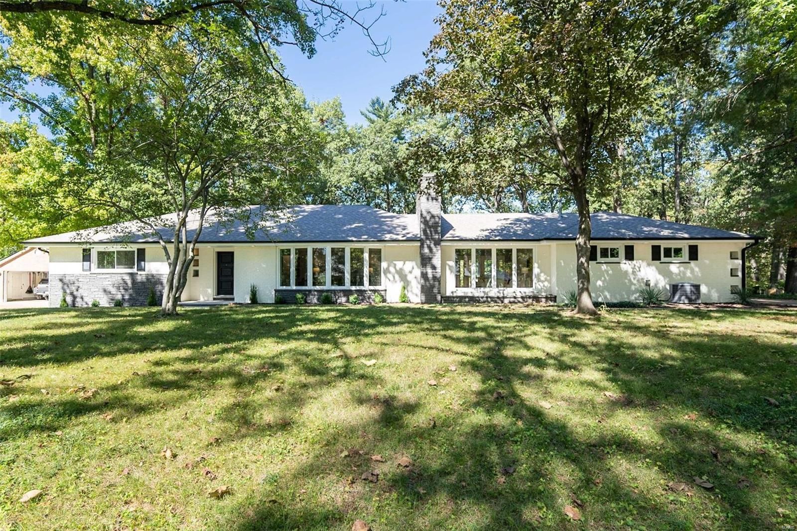 7333 Navarre Cir, Saint Louis, MO 63123 - See Est. Value, Schools & More