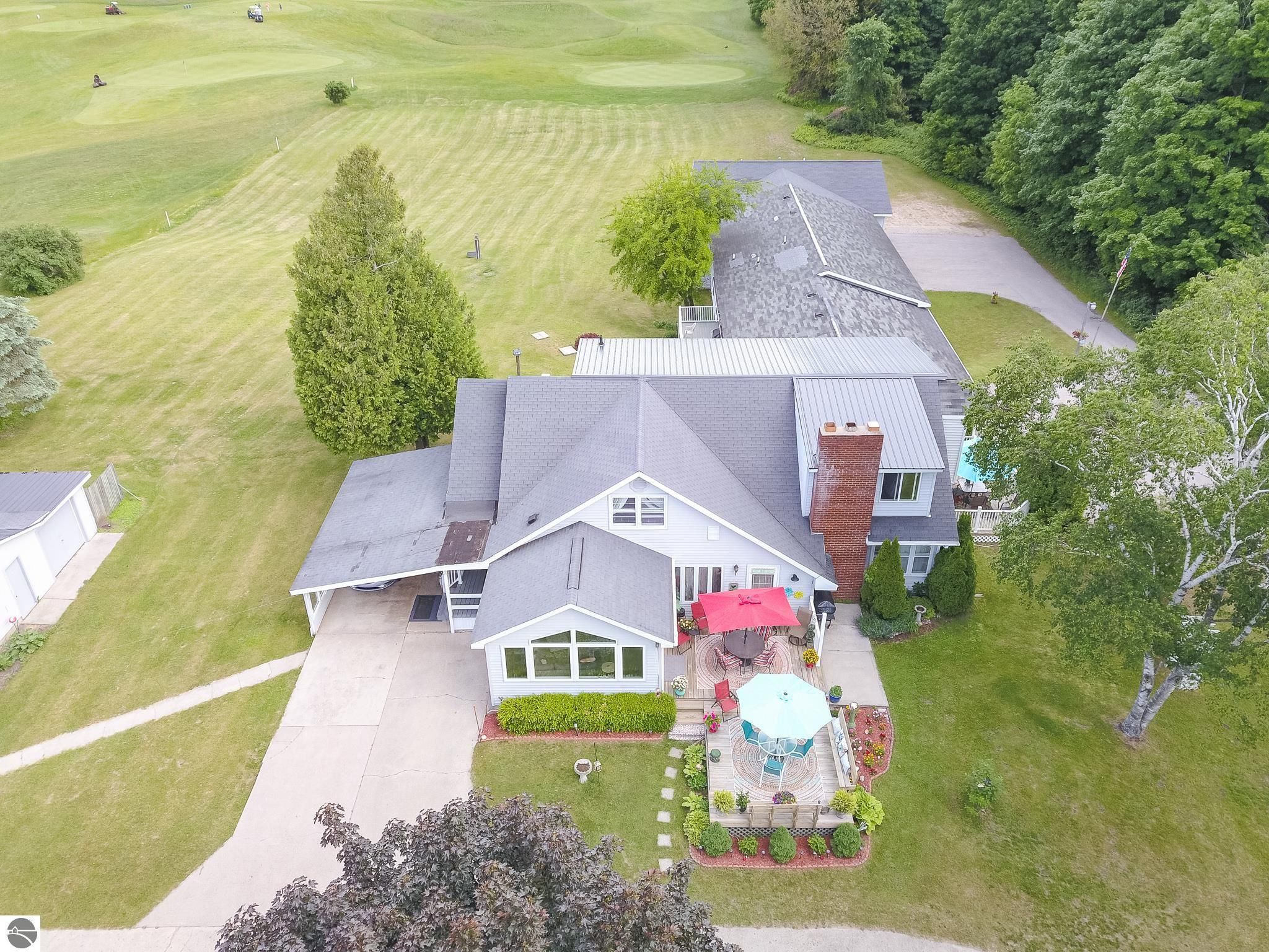 5008 Barney Rd, Traverse City, MI 49684 - See Est. Value, Schools & More