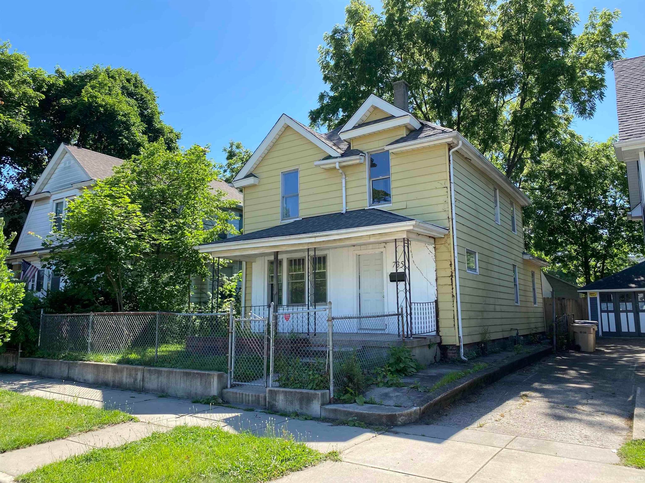 735 Diamond Ave, South Bend, IN 46628 Single-Family Home for Sale | MLS ...