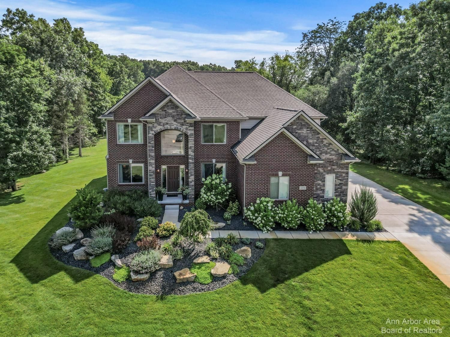 5574 Eggert Pl, Brighton, MI 48116 - See Est. Value, Schools & More