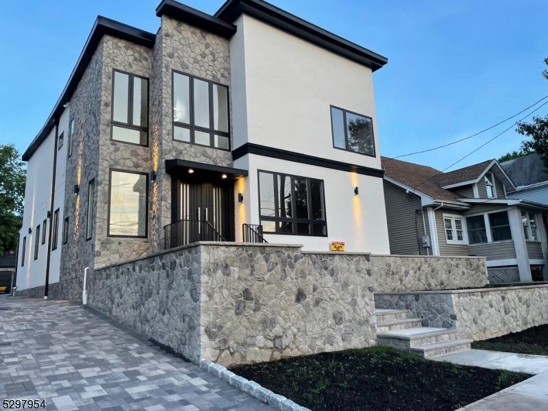 185 Santiago Ave, Rutherford, NJ 07070 - See Est. Value, Schools & More