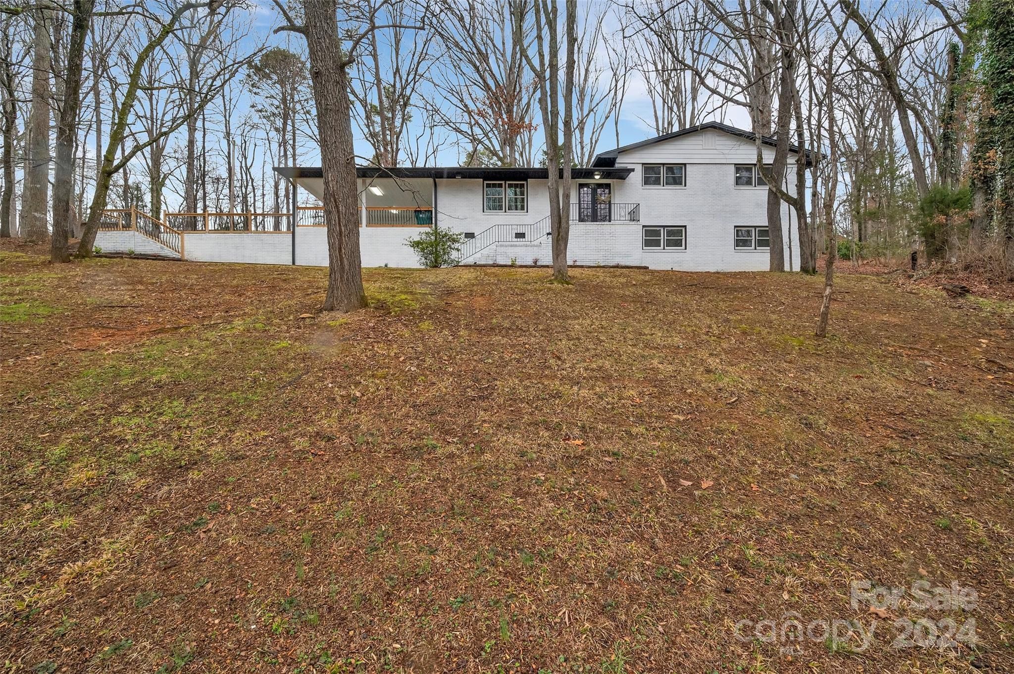 400 Crestview Dr, Albemarle, NC 28001 - See Est. Value, Schools & More