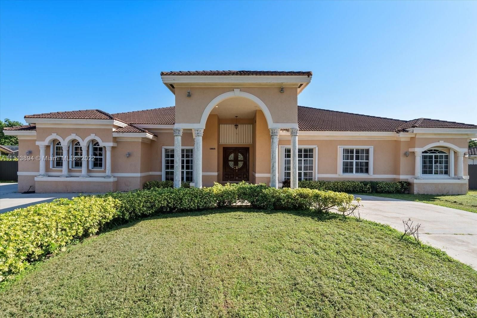 19551 SW 134th Ct, Miami, FL 33177 | Trulia