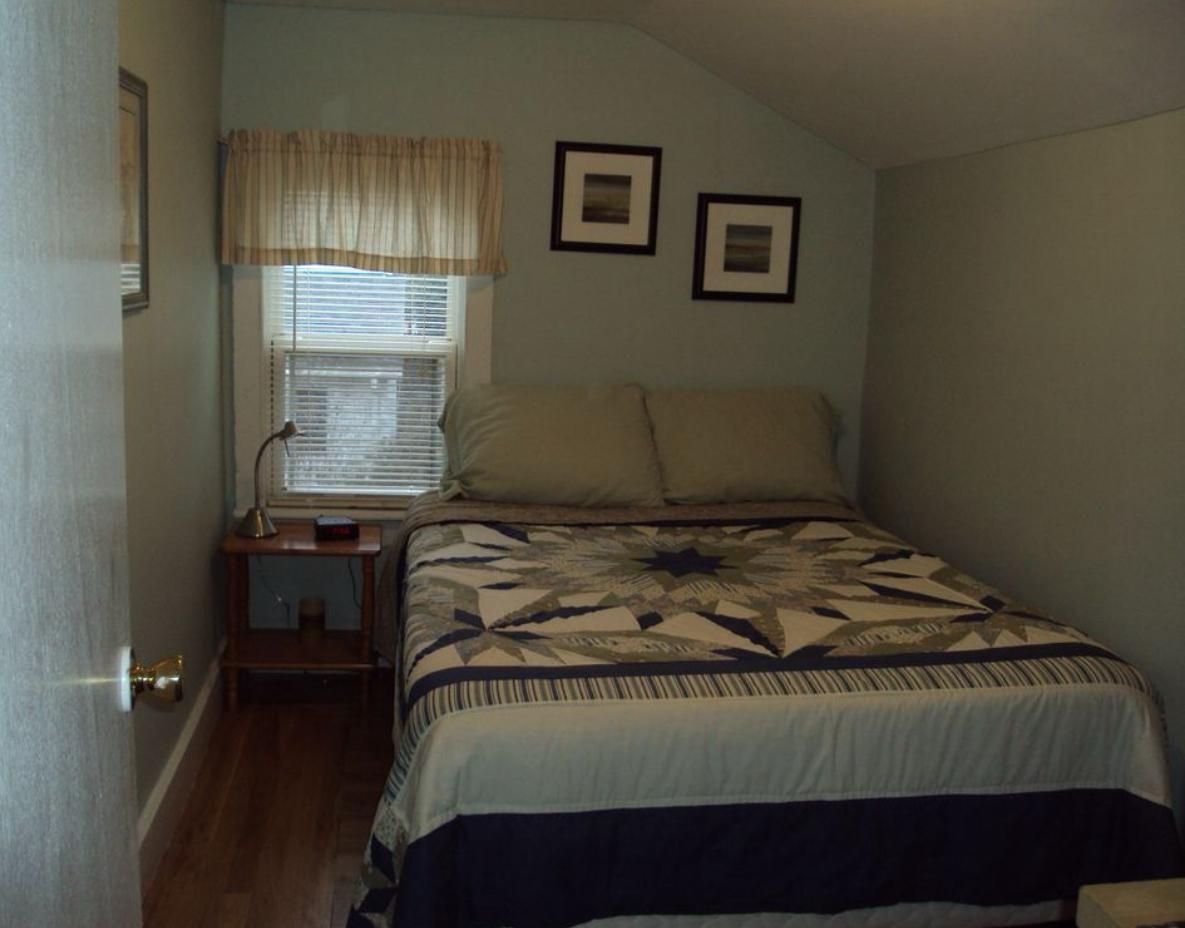 138 Clinton St #B, Saratoga Springs, NY 12866 - See Est. Value, Schools ...