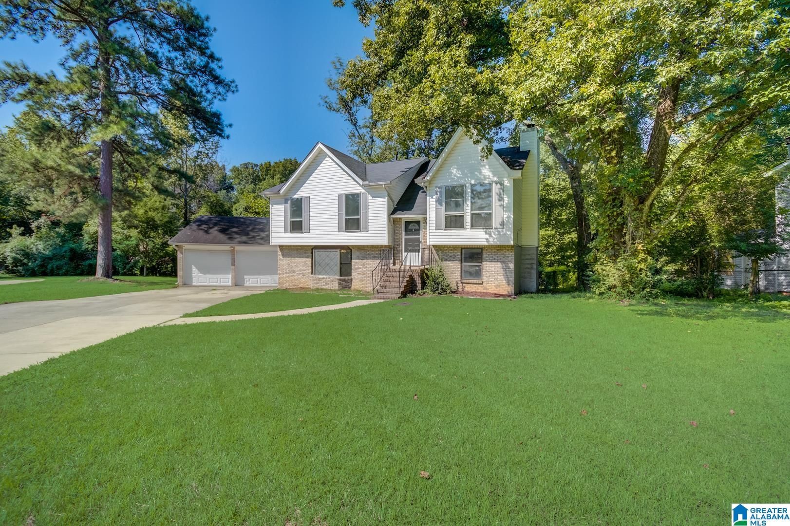 2667 Janice Cir, Birmingham, AL 35235 - See Est. Value, Schools & More
