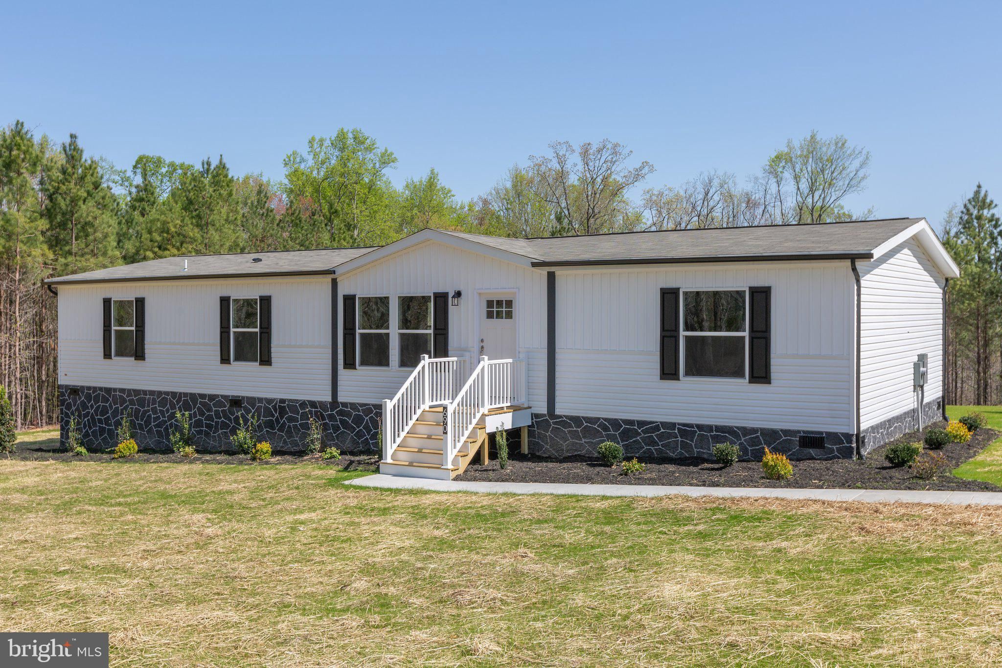 690 Winnsville Dr, Bremo Bluff, VA 23022 - See Est. Value, Schools & More