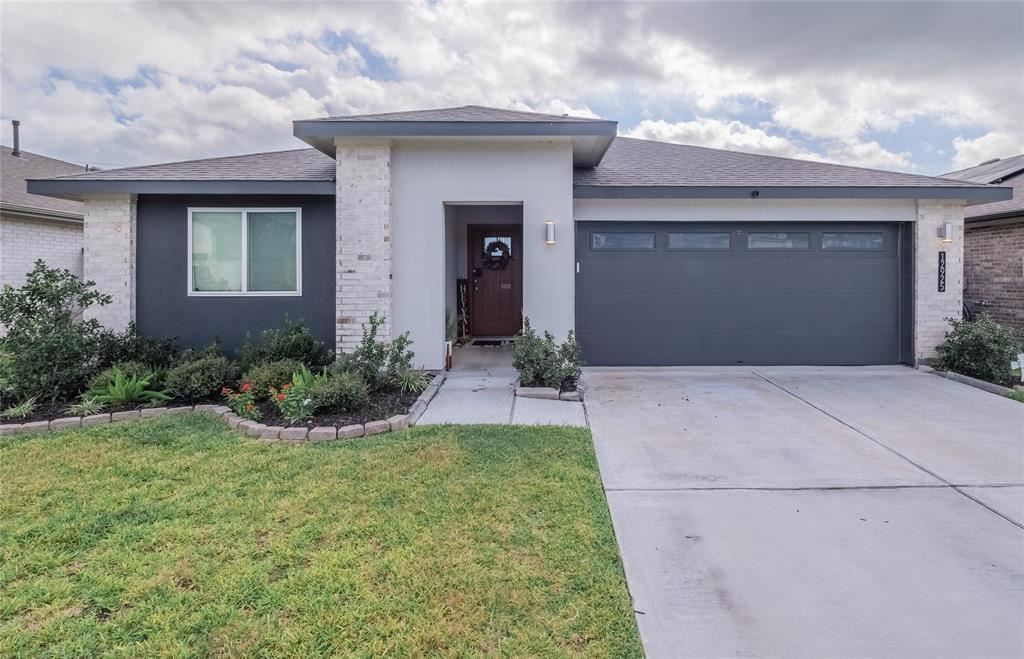 12925 Ocean Breeze Ln, La Marque, TX 77568 - See Est. Value, Schools & More