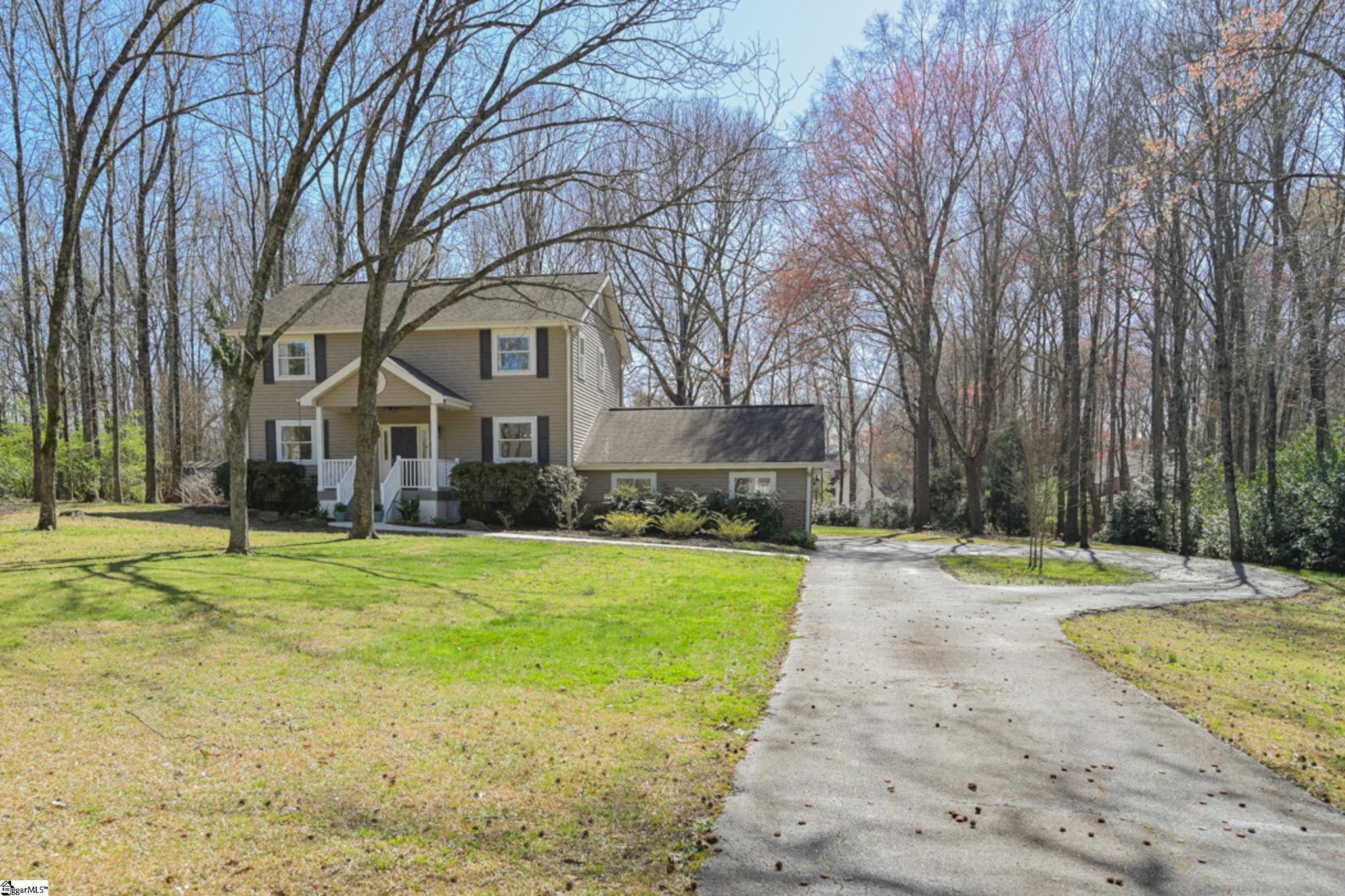 2416 Roper Mountain Rd, Simpsonville, SC 29681 - See Est. Value ...