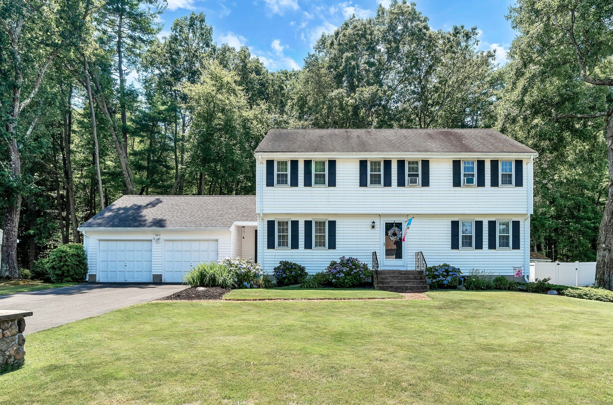 302 Quarry Brook Drive, South Windsor, CT 06074 - See Est. Value ...