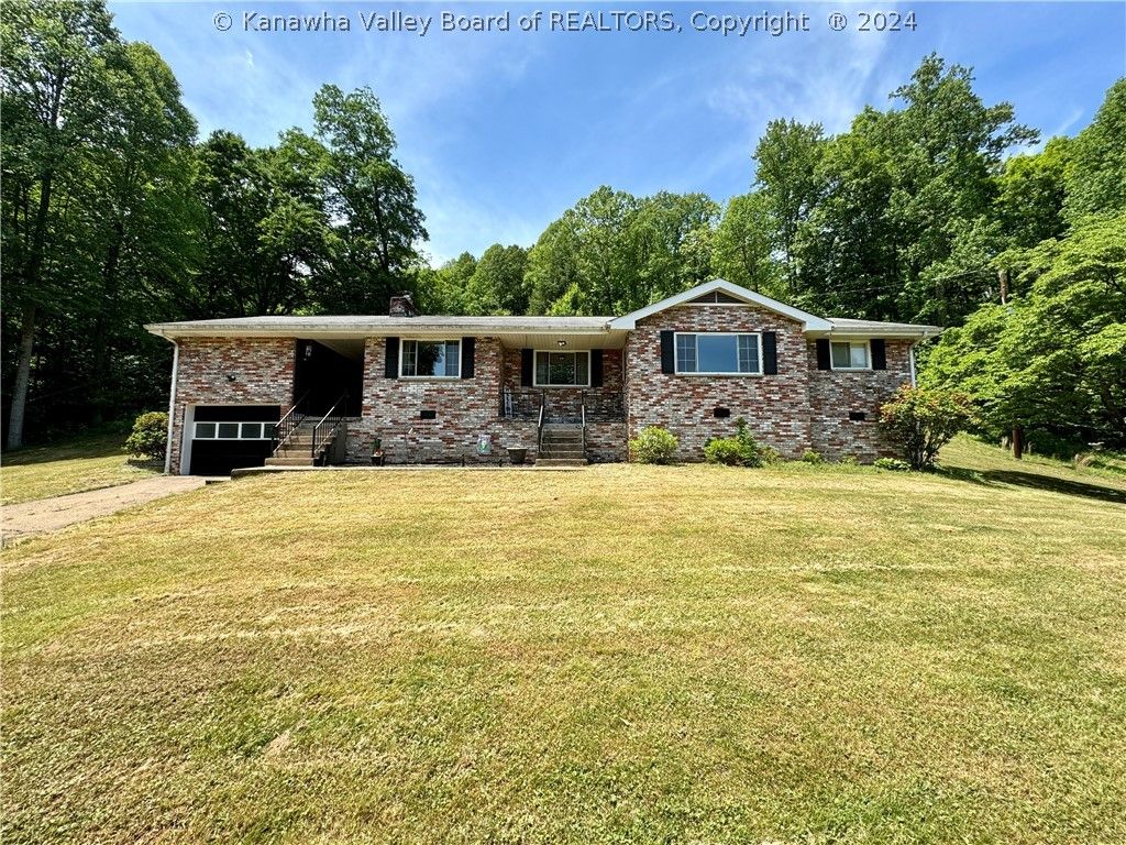 849 Old Frame Rd, Elkview, WV 25071 - See Est. Value, Schools & More