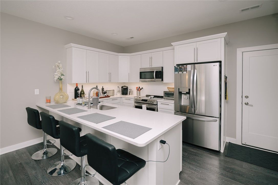 670 SE Greyson Ln, Waukee, IA 50263 - See Est. Value, Schools & More