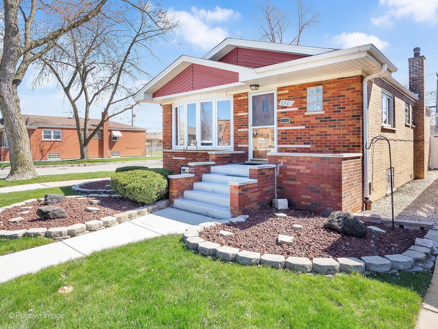 6901 W 64th St, Chicago, IL 60638 - See Est. Value, Schools & More