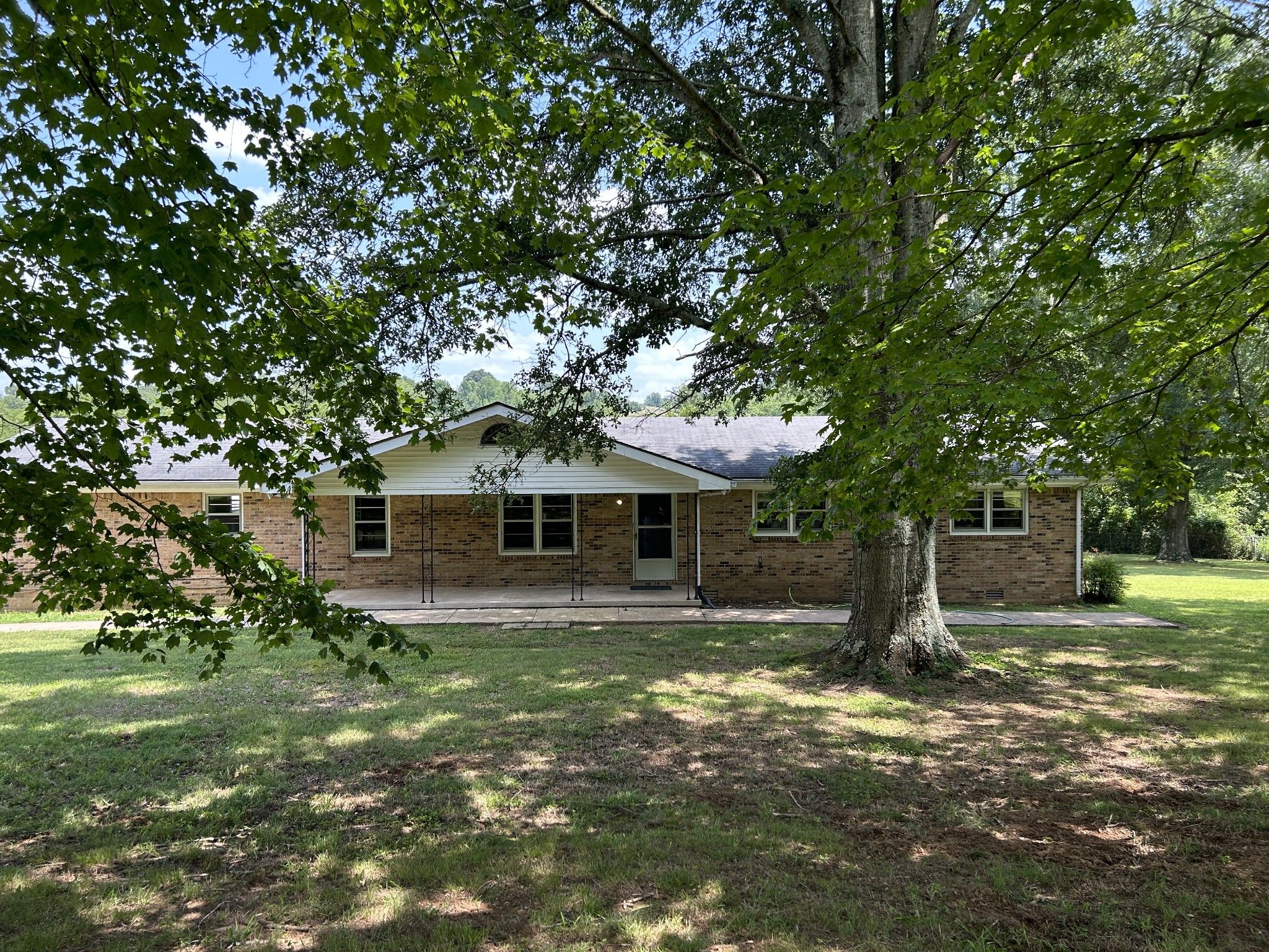 1595 Hurricane Creek Rd, Lawrenceburg, TN 38464 - See Est. Value ...