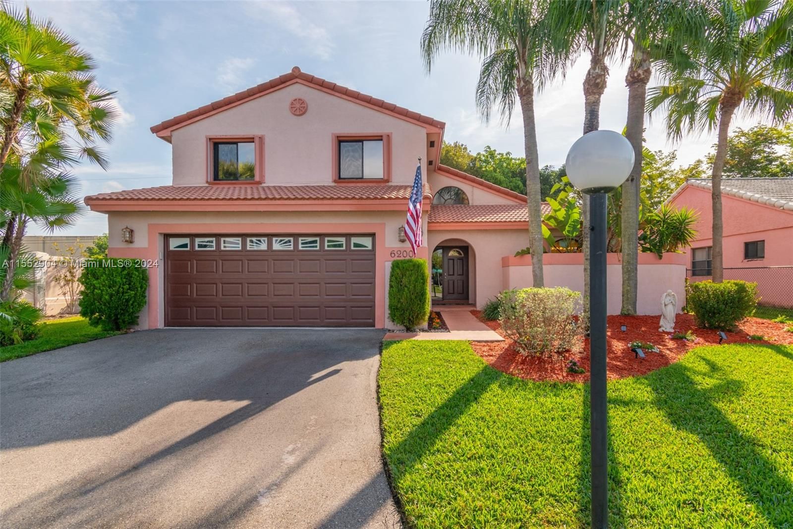 6200 Gauntlet Hall Ln, Davie, FL 33331 - See Est. Value, Schools & More