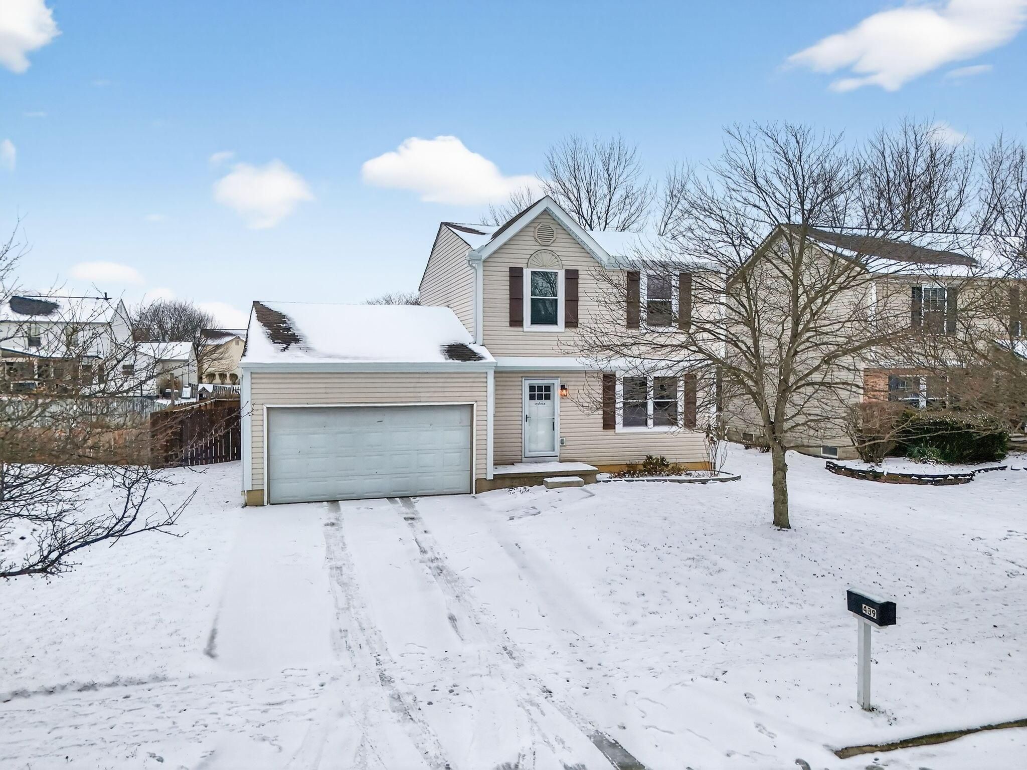 439 Durham Ln, Delaware, OH 43015 - See Est. Value, Schools & More