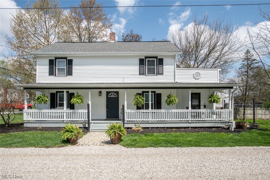 114 Center St, Seville, OH 44273 - See Est. Value, Schools & More