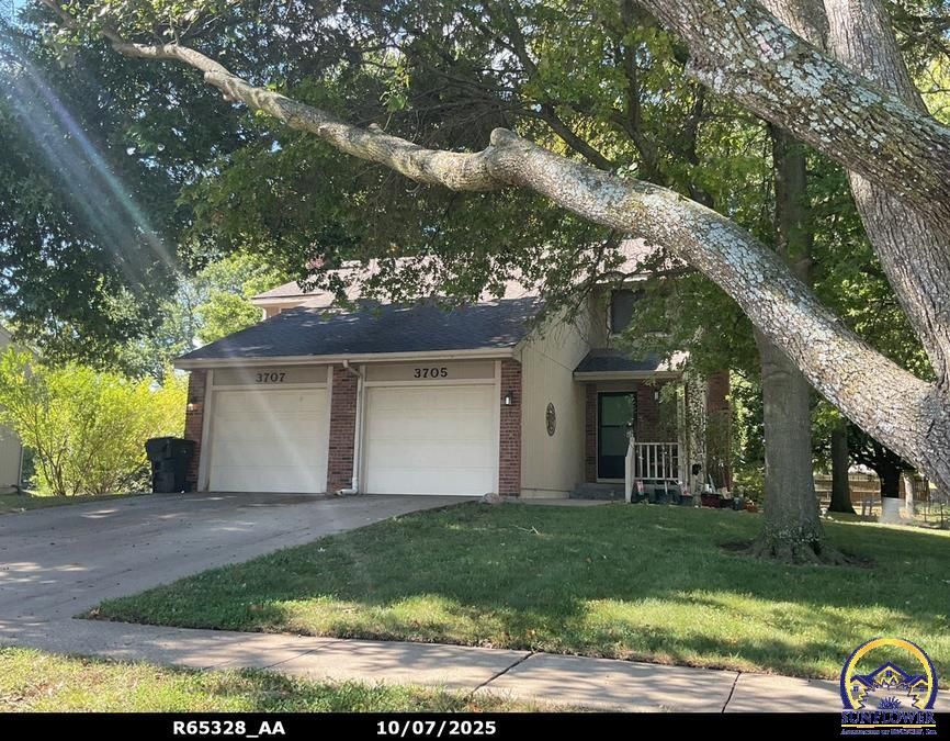 3705-3707 SW Wood Valley Dr, Topeka, KS 66610 | MLS# 242850 - Trulia ...