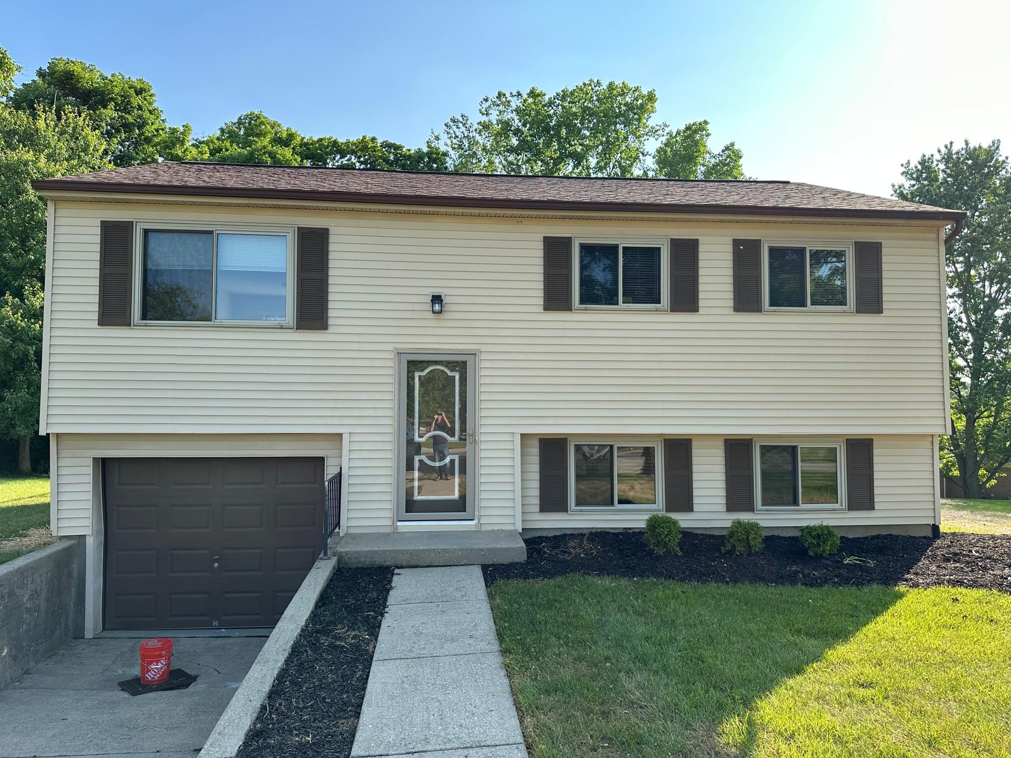 8101 Glohaven Ct, Cincinnati, OH 45247 - See Est. Value, Schools & More