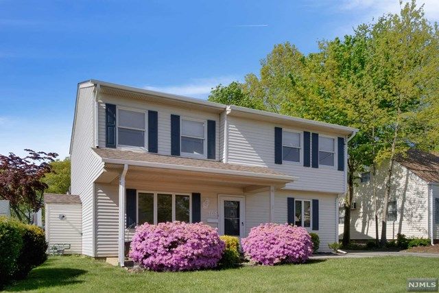 105 Sherman Ave, Hawthorne, NJ 07506 - See Est. Value, Schools & More