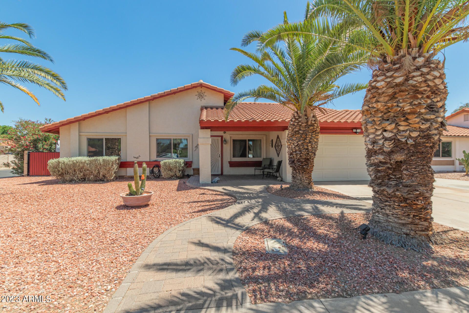 1451 N Tamarisk Dr, Chandler, AZ 85224 - See Est. Value, Schools & More