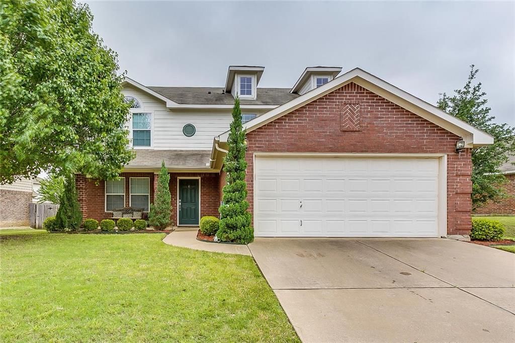 400 Kennedy Dr, Crowley, TX 76036 - See Est. Value, Schools & More