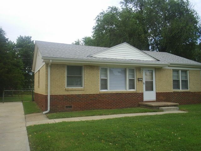 2410 W Greenfield St, Wichita, KS 67217 - See Est. Value, Schools & More