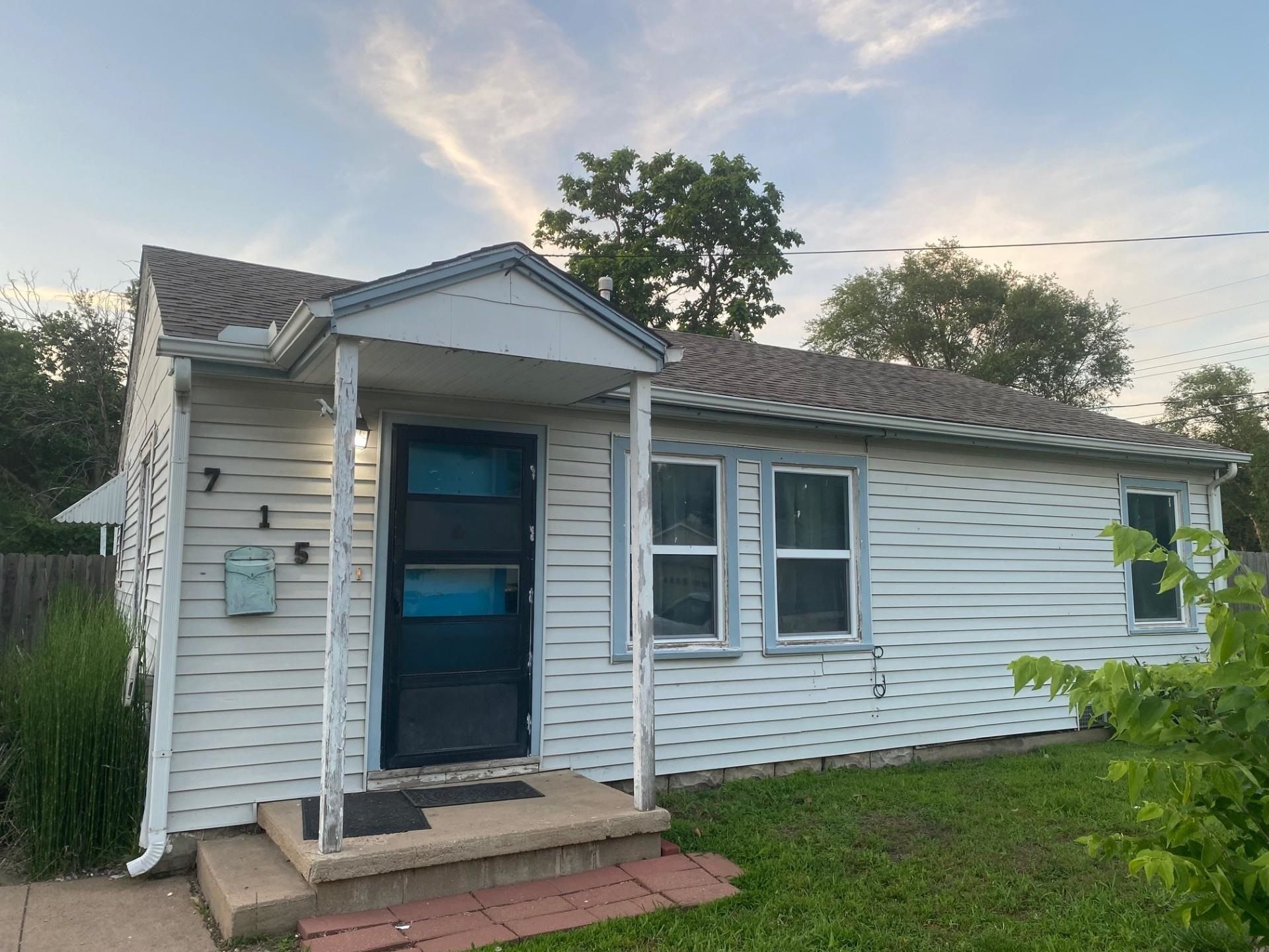 715 W 14th St, Wellington, KS 67152 - See Est. Value, Schools & More