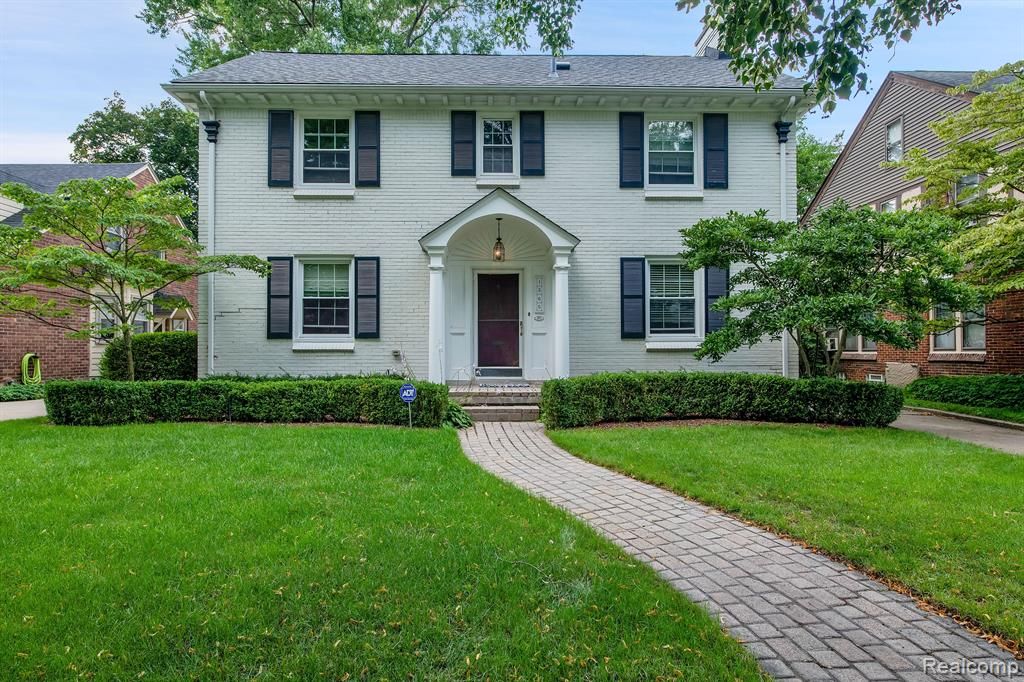 1365 Harvard Rd, Grosse Pointe Park, MI 48230 - See Est. Value, Schools ...